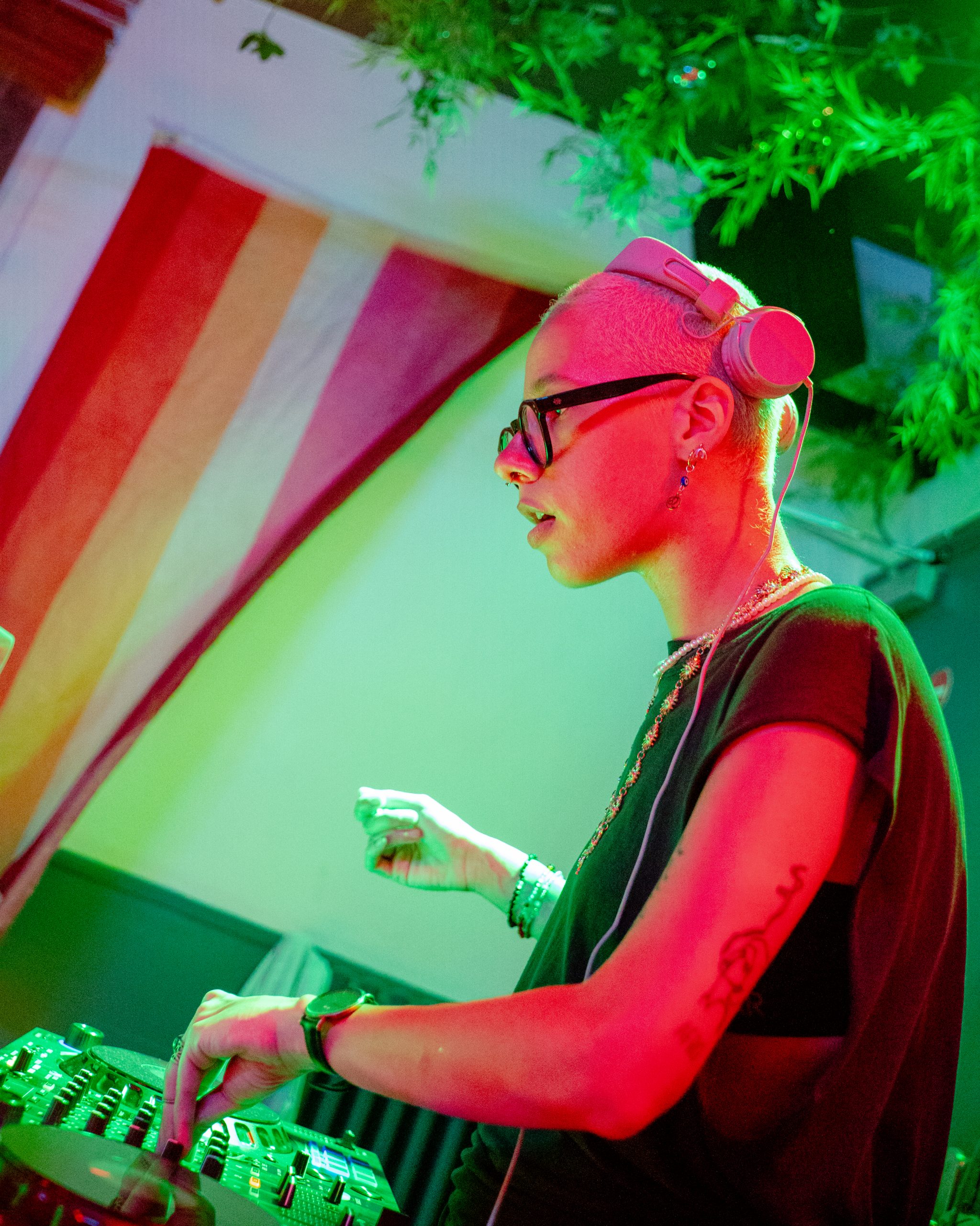 DJ Sugar Tantine - I'm from Rennes